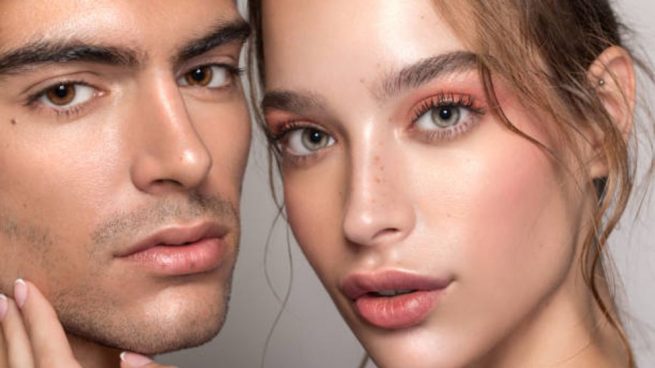 Cómo tener una cara perfecta de forma sencilla y natural paso a paso