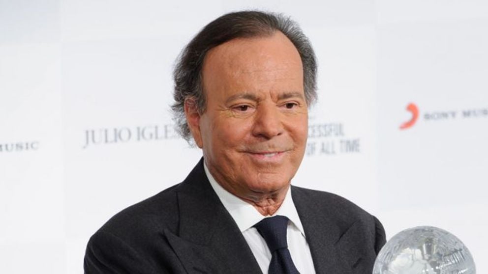 La curiosa forma en la que se conocieron Julio Iglesias y María Edite ...