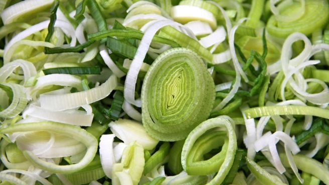 Receta de Sopa de cebolla, apio y puerro