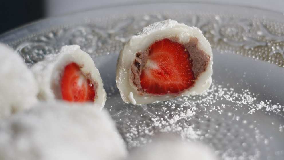 Receta de Daifuku mochi de fresas y queso