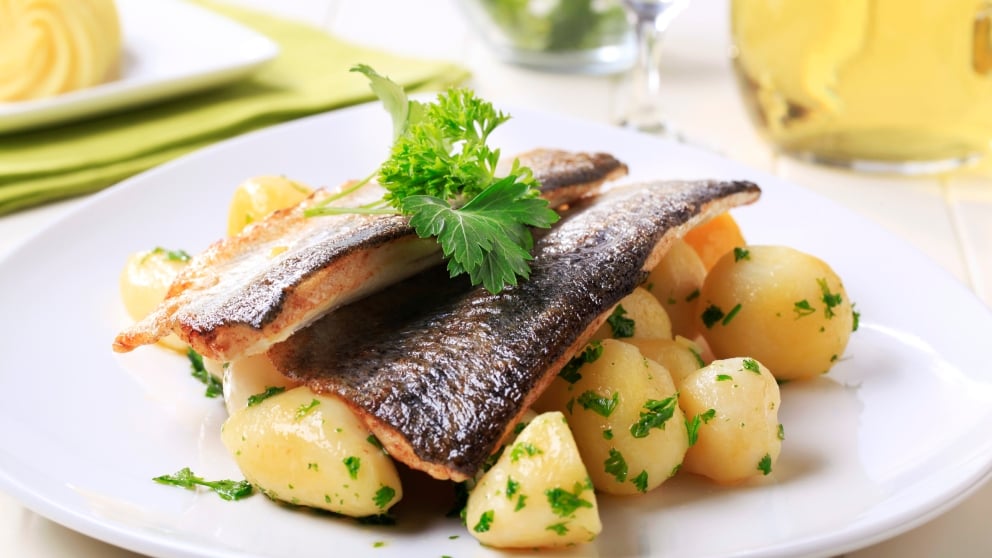 Receta de Truchas con patatas al microondas