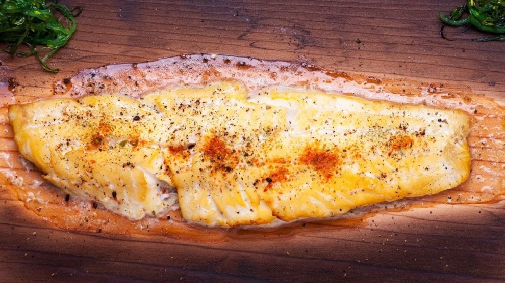 Lenguado menier con salsa de cúrcuma, receta de pescado fácil