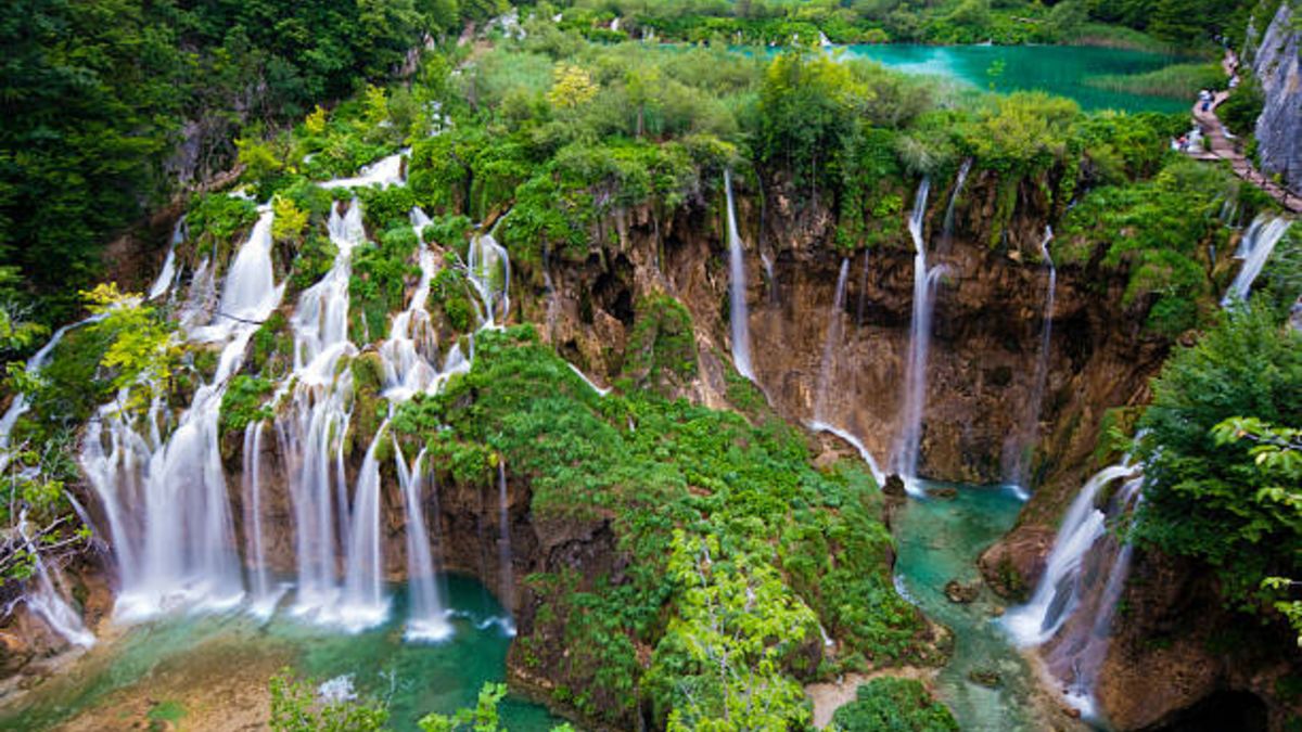 ¿Dónde están los lagos más bellos e increíbles del mundo?
