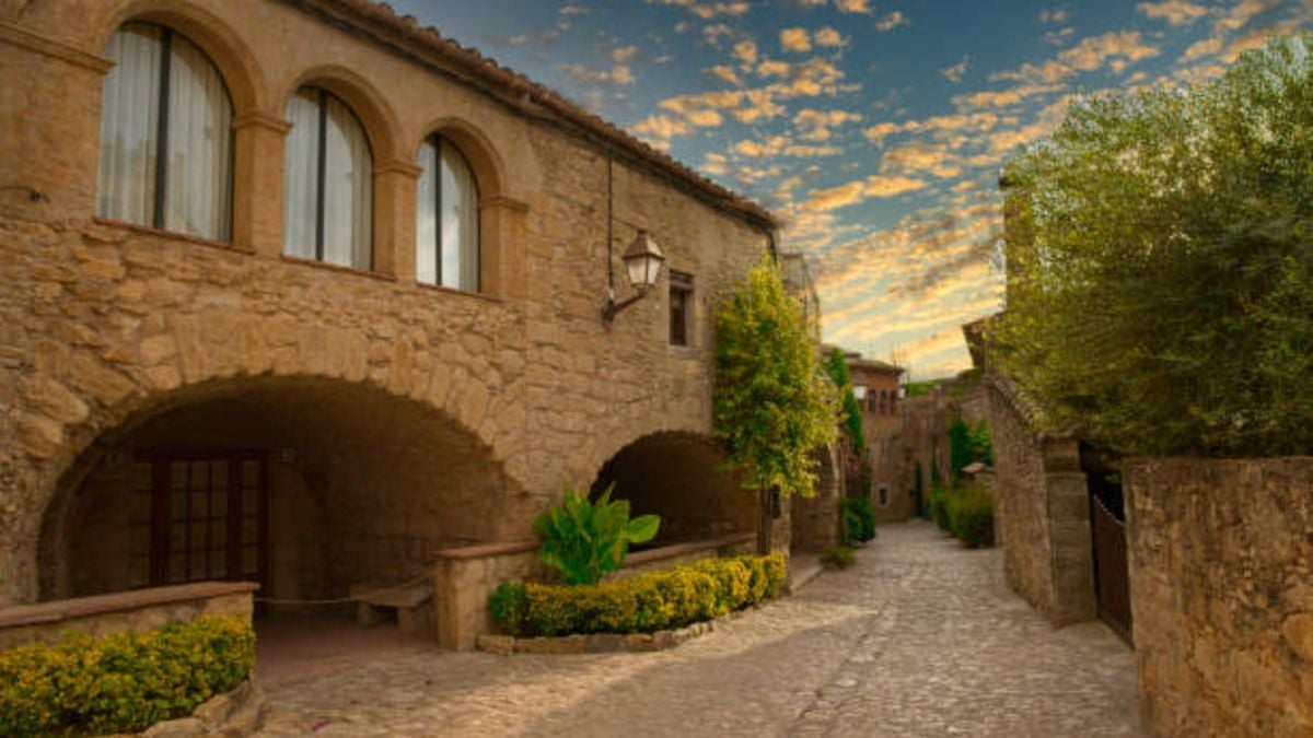 10 pueblos medievales que debes visitar para hacer un viaje en el tiempo