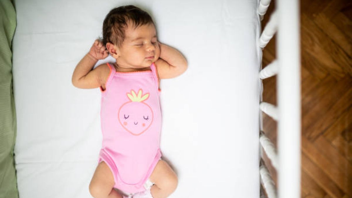 Pautas y consejos para garantizar la seguridad del bebé en la cuna