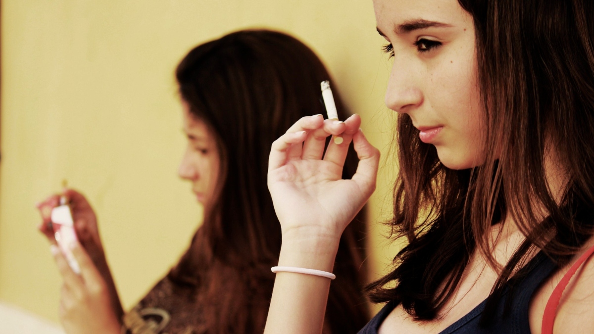 ¿Cómo evitar que los jóvenes fumen?
