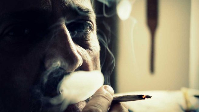 ¿Tiene más arrugas una persona que fuma?