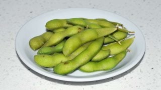 Receta de edamame salteado y especiado