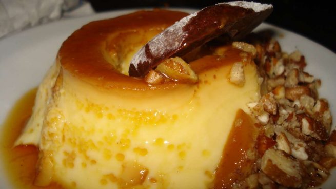 Receta de flan de huevo de toda la vida al horno