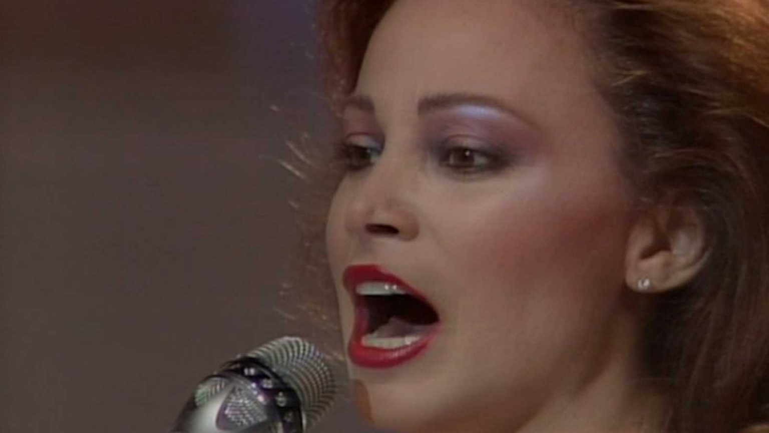 Paloma San Basilio: su paso por 'Eurovisión' antes de triunfar en 'Mask ...
