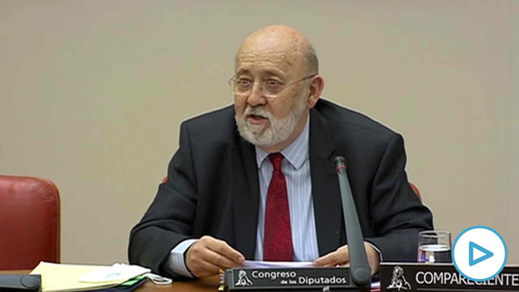 La juez imputa a Tezanos por malversación de fondos en las encuestas ...