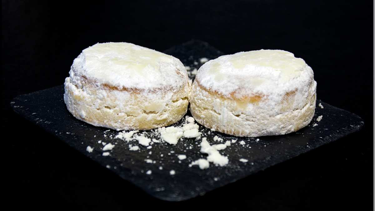 Danielitos de Cónchar: mantecados hojaldrados típicos de Granada