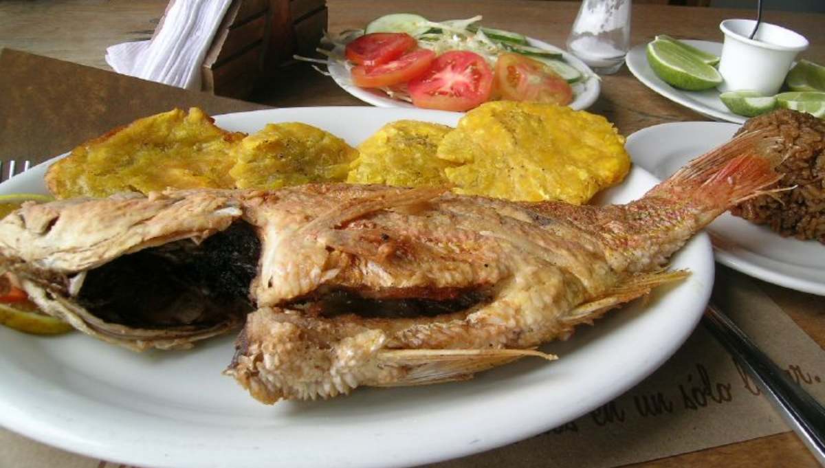 Pescado frito crujiente, con toque fish masala