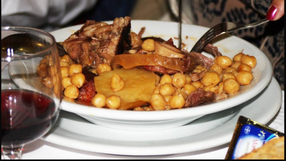 10 platos típicos de Madrid que debes probar una vez en la vida