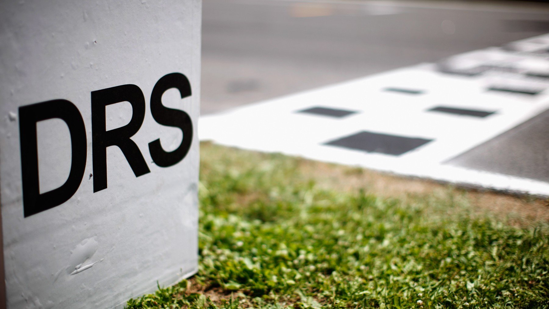 ¿Qué es y cómo funciona el DRS en la Fórmula 1?