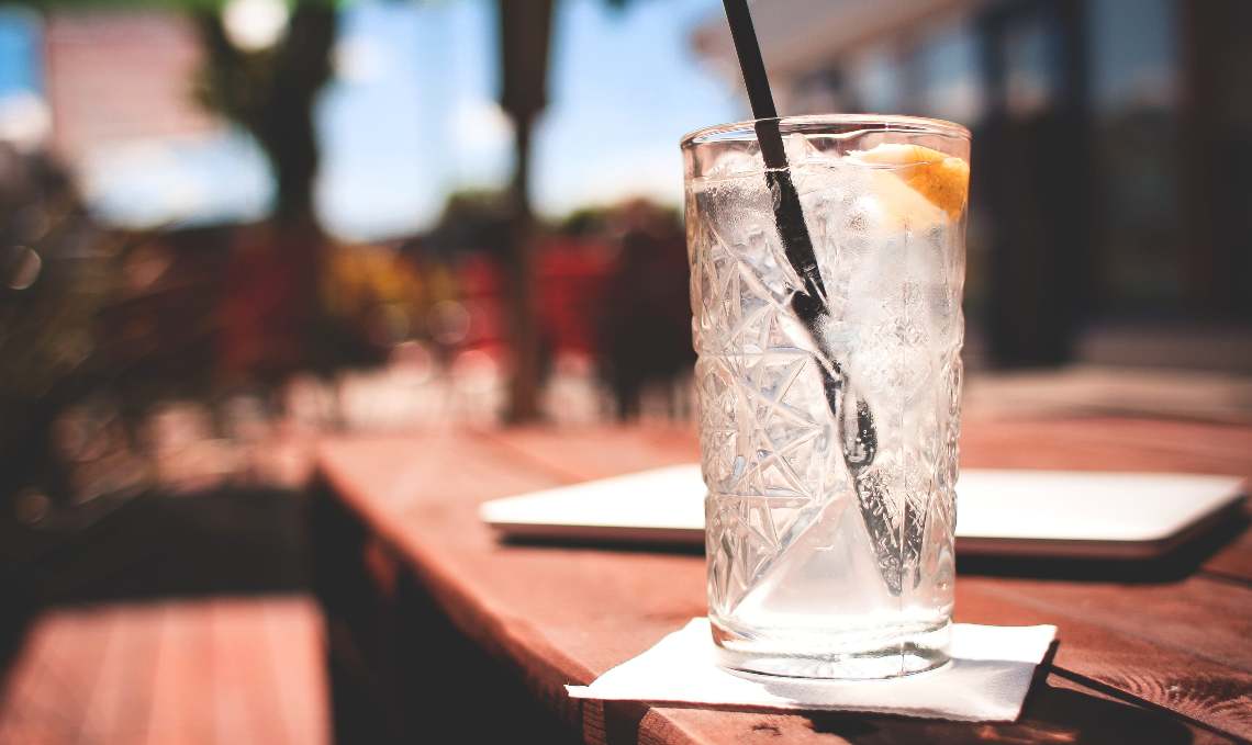 Las 3 recetas de cubatas que más pegan en verano