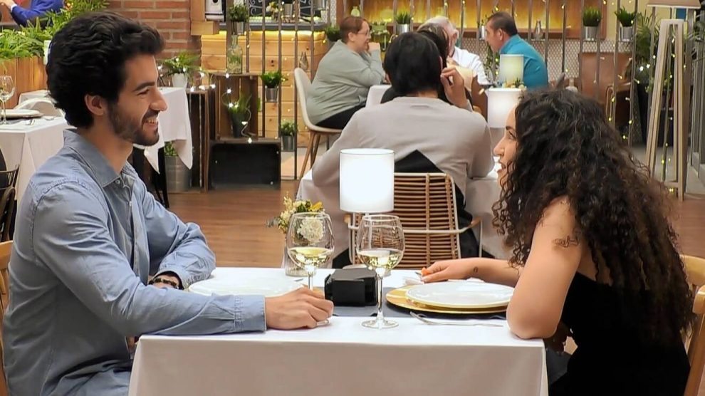 First Dates: Celia pide matrimonio a Álex en su primera cita