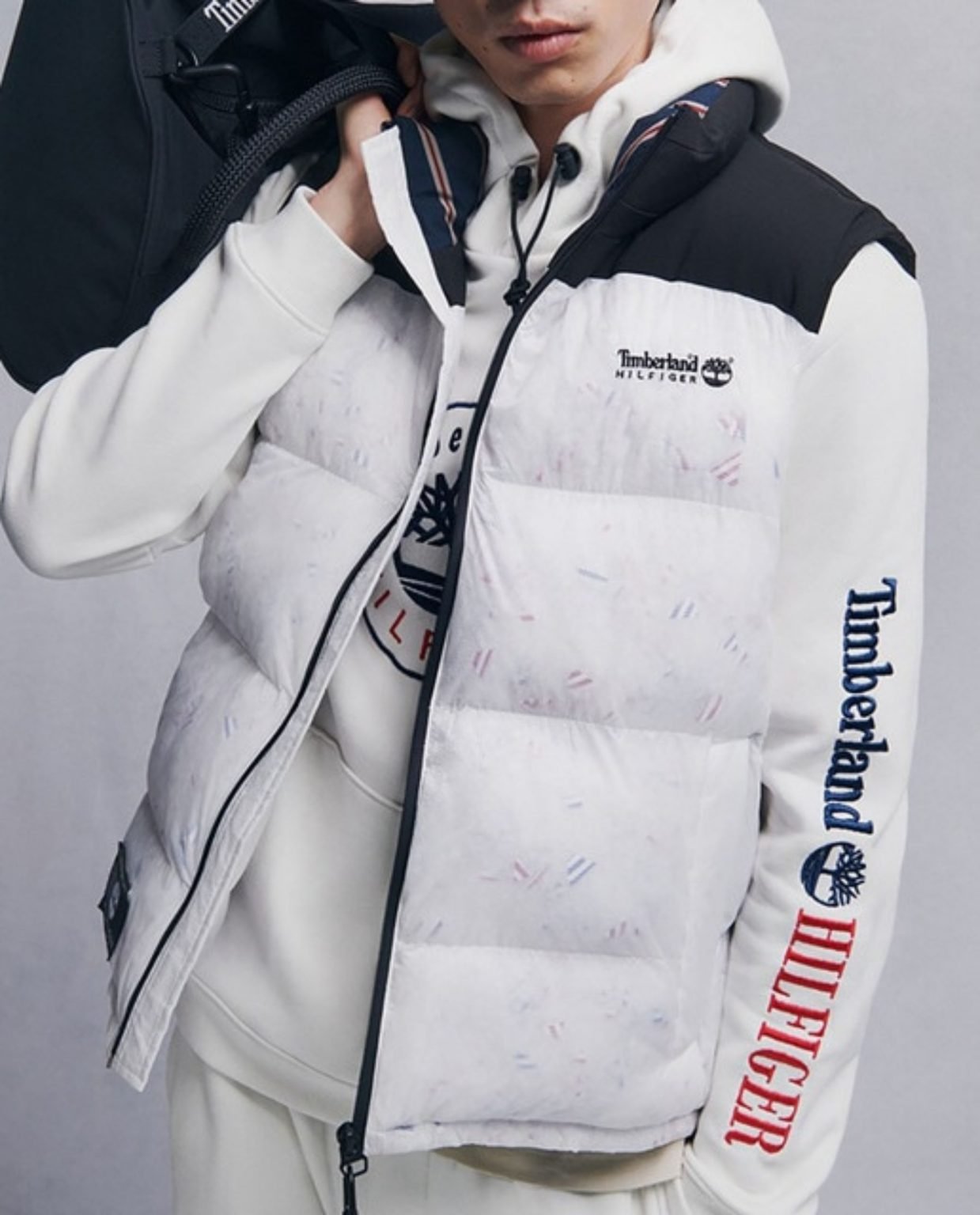 Chalecos de Tommy Hilfiger tirados de precio en el Outlet de El Corte Inglés