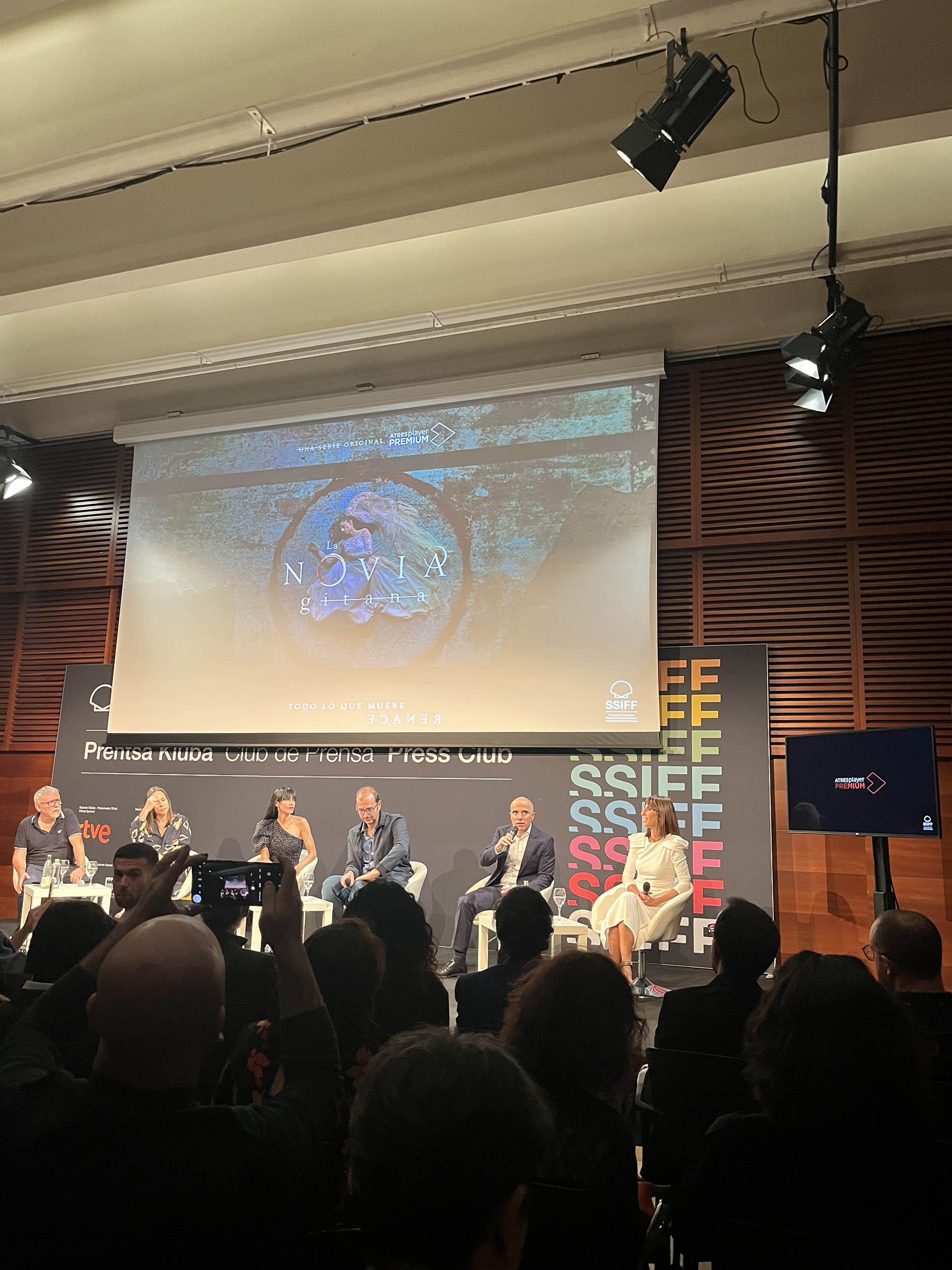 La Novia Gitana llega a ATRESplayer Premium, una serie con un gran ...