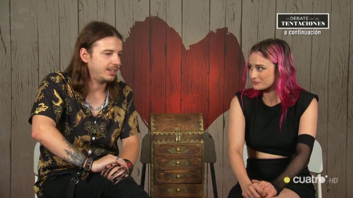 First Dates: Una comensal explica que comparte su cuerpo con varias ...