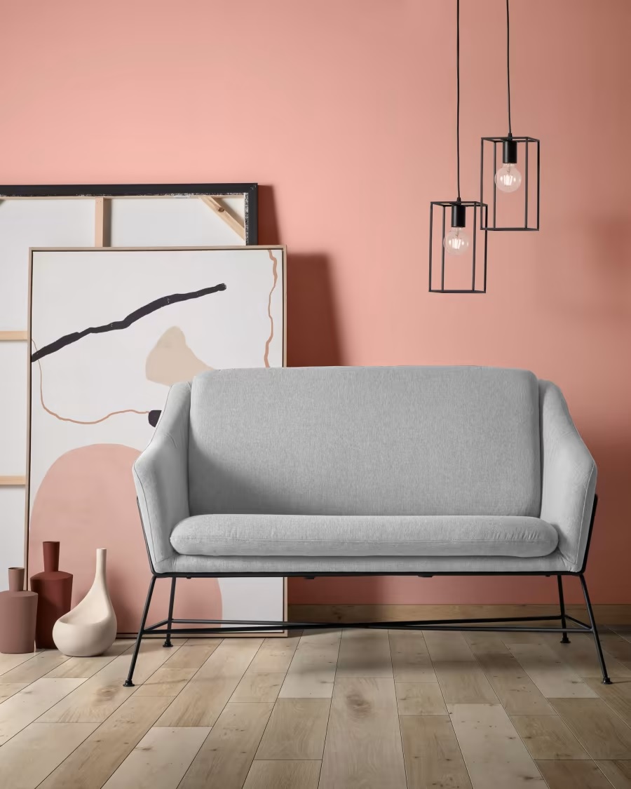 Kave Home arrasa al poner a la venta su sofá más barato