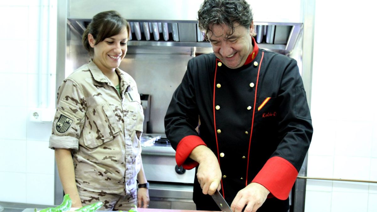 El chef Koldo Royo muestra una nueva receta de tortilla de patata que ...