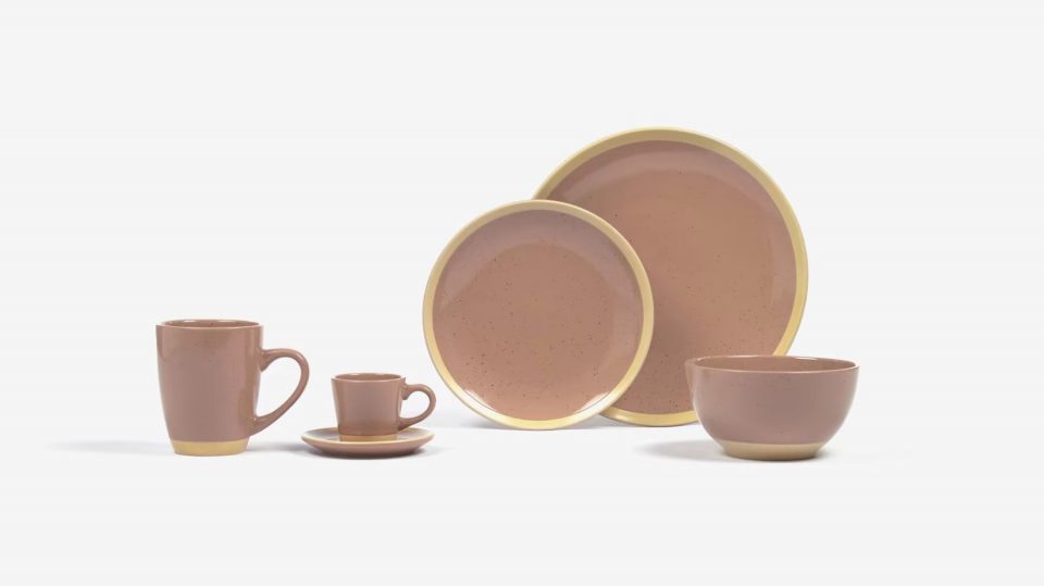 Kave Home tiene las vajillas más bonitas y rebajas del mercado
