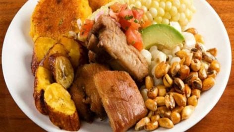 Fritada de chancho, plato de carne ecuatoriano