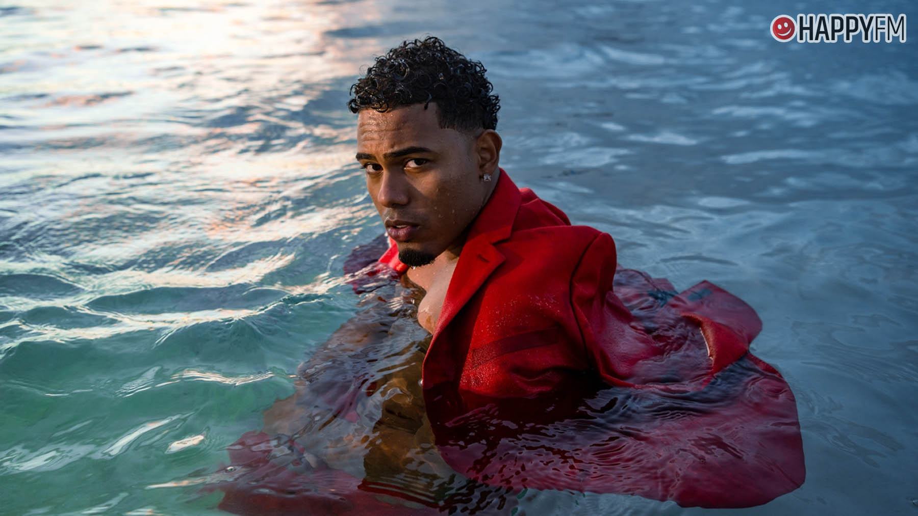 Myke Towers lanza ‘La vida es una’, su cuarto álbum de estudio