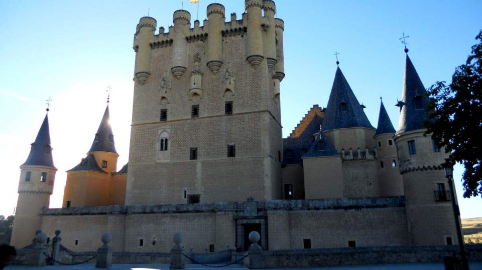 ¿Cómo era la organización y la vida en un castillo medieval?