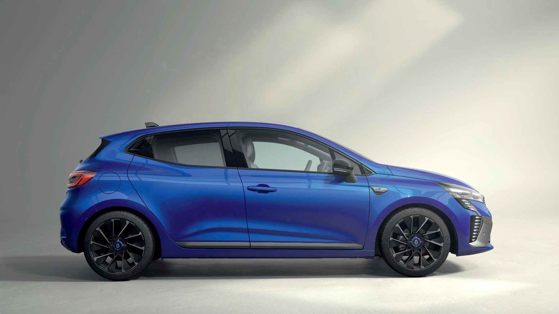 El Renault Clio estrena nueva imagen con un carácter más deportivo
