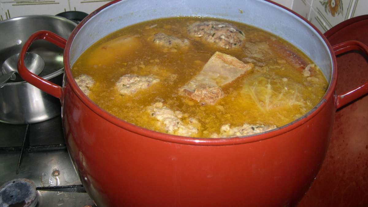 Pote de botillo con garbanzos