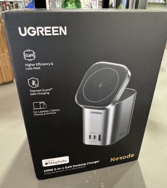 Este cargador inalámbrico de UGREEN me ha enamorado y te cuento por qué