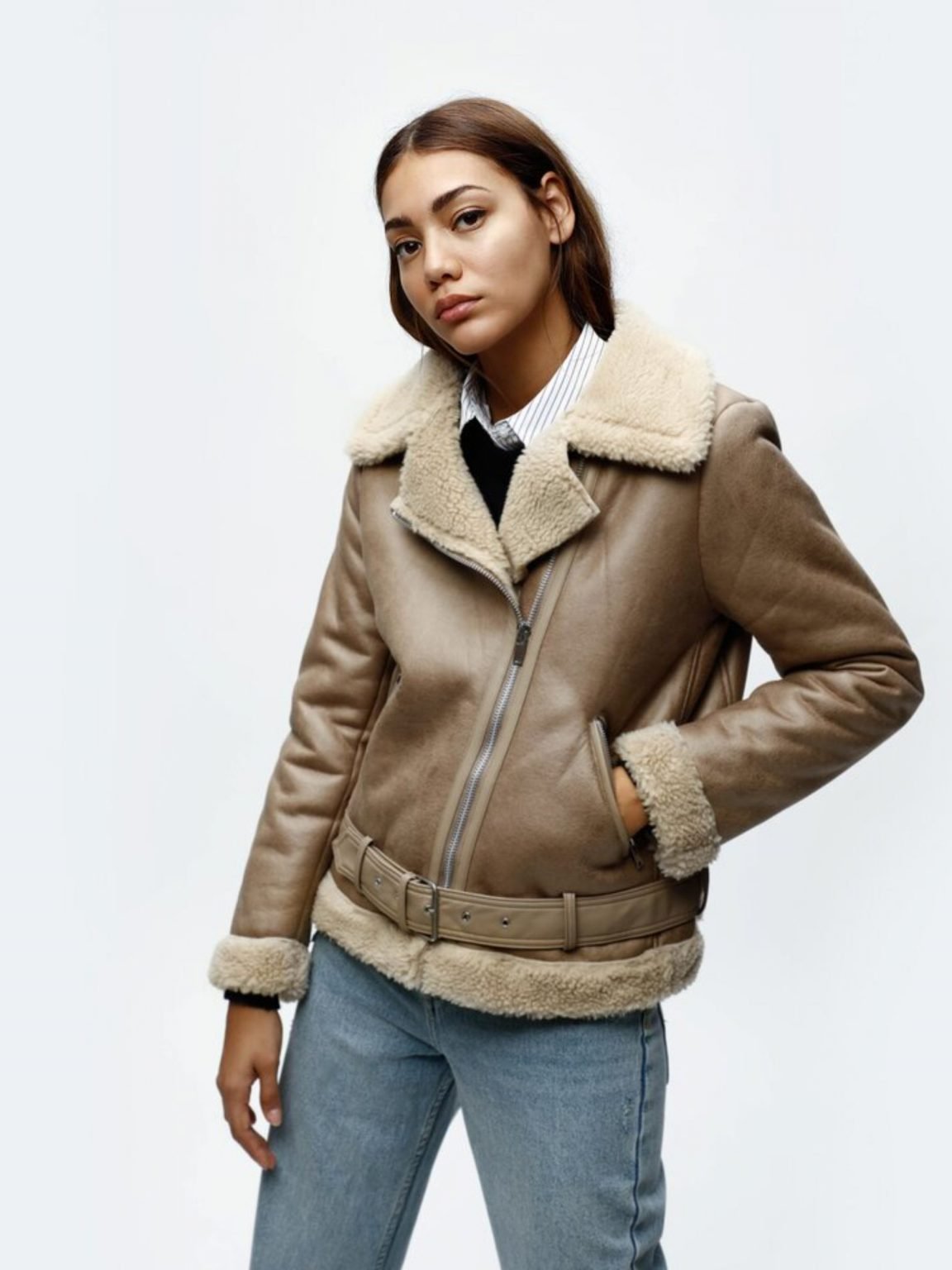 Las cazadoras de doble faz de Zara, Pull & Bear y Lefties que arrasan ...