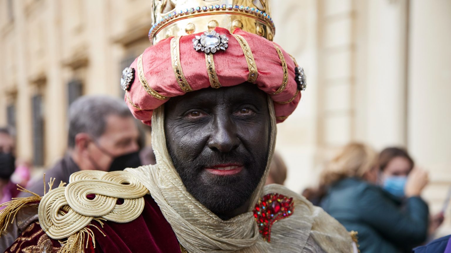 La izquierda pide que ningún blanco se pinte la cara para hacer de ...