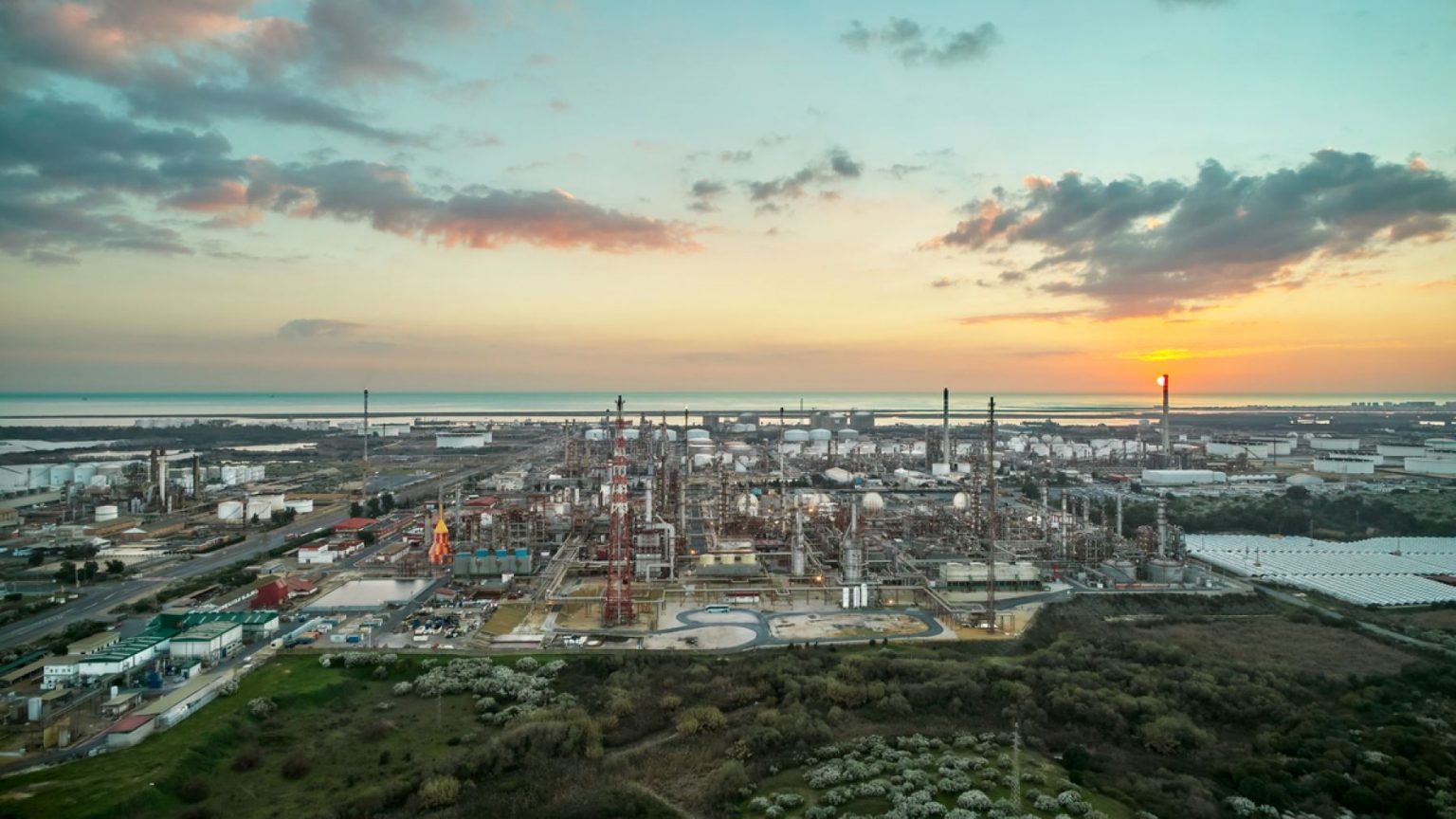 Moeve y Exolum invierten cerca de 300 millones en un nuevo 'poliducto'