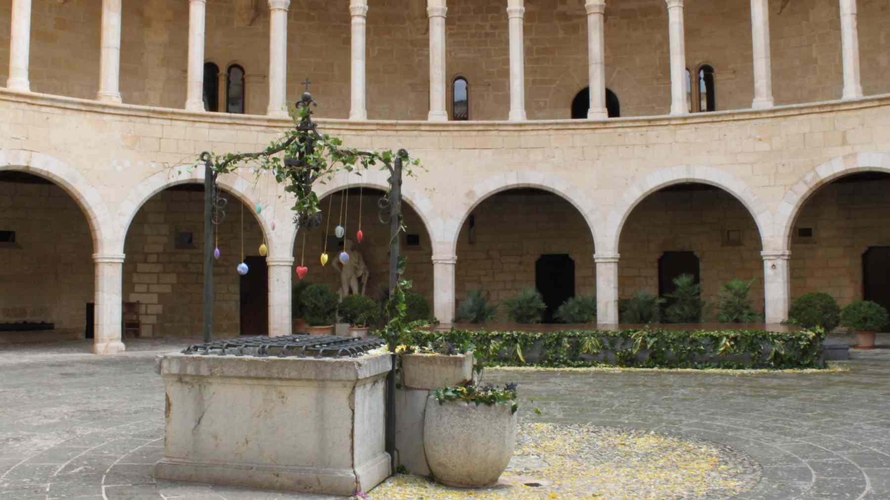 Castillo de Bellver: precios, horarios, qué ver y ubicación