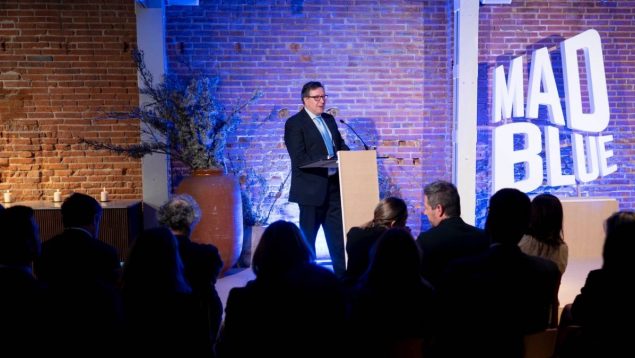 La 4ª edición MadBlue entrega sus premios a destacadas personalidades