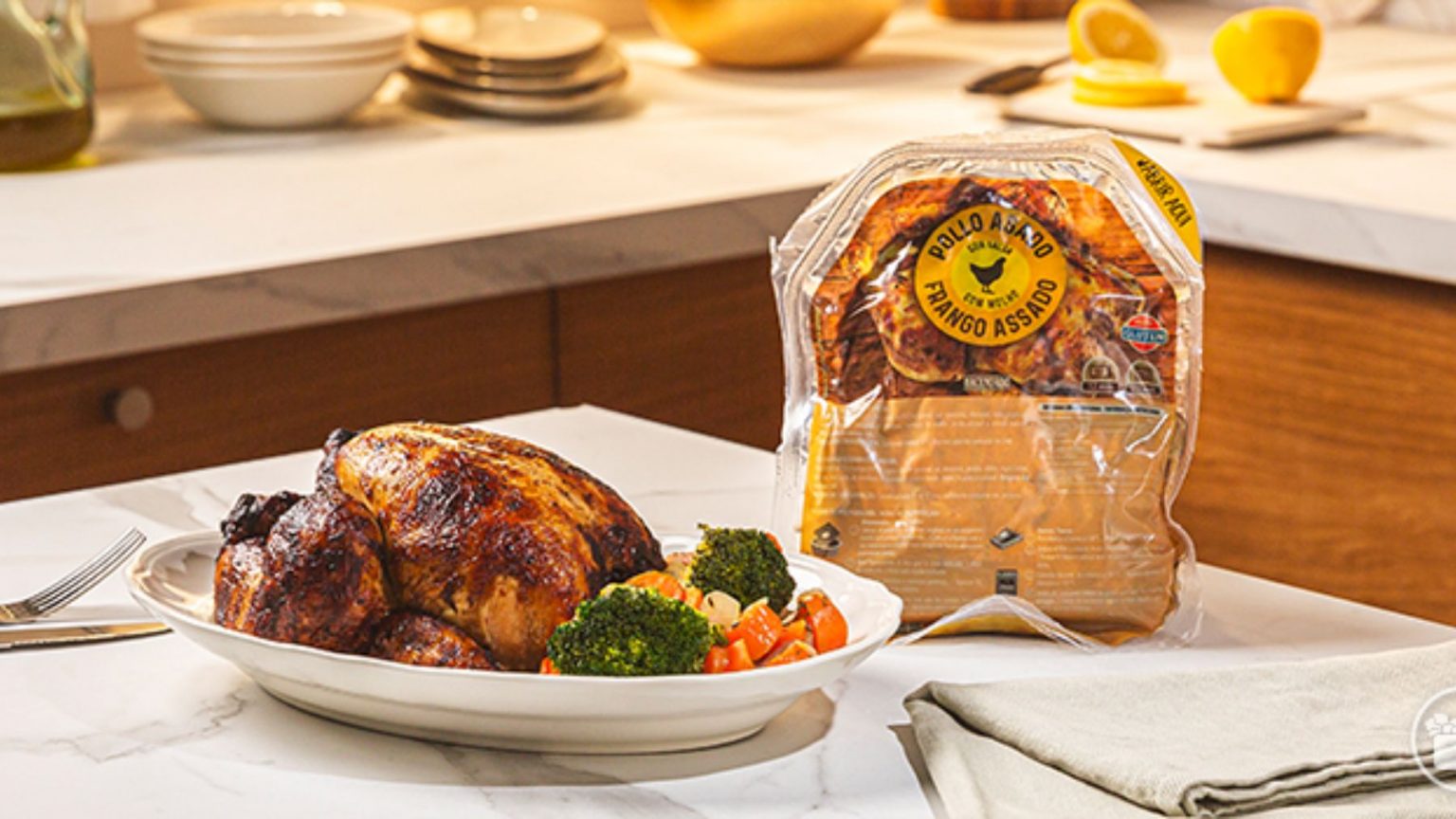 Mercadona te salva una comida con el pollo asado entero que tendrás ...