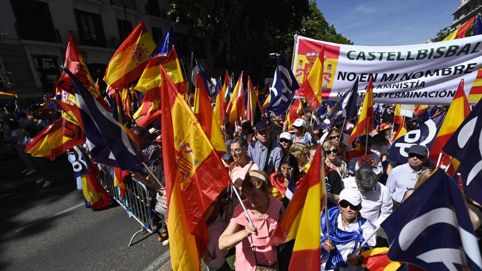 Manifestación en Madrid, en directo hoy: protesta del PP contra el Gobierno