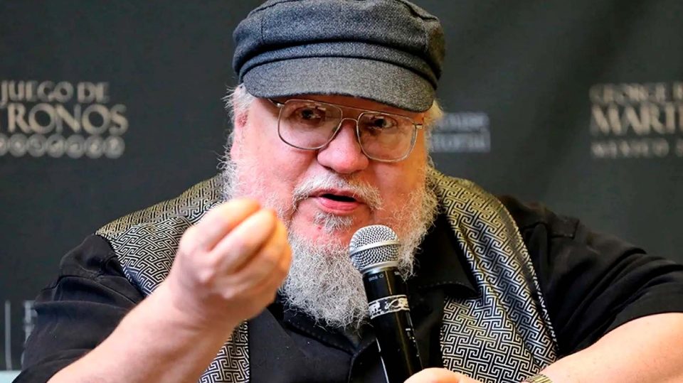 El escritor George R.R. Martin critica a los guionistas de sus ...