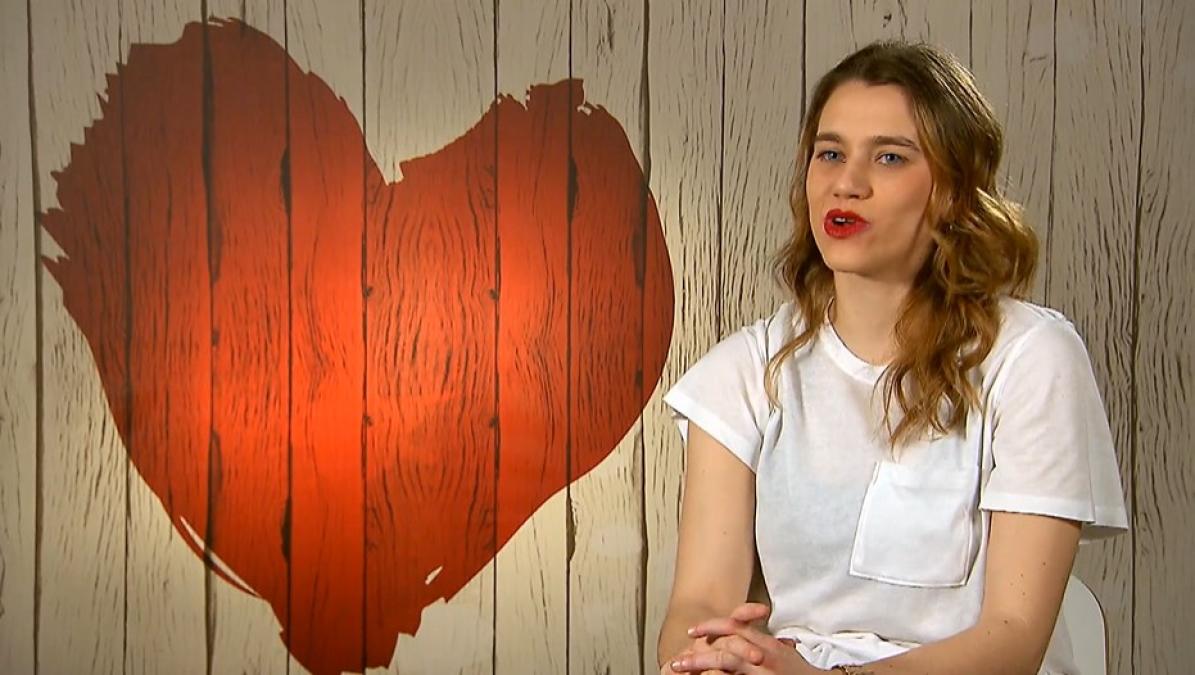 First Dates: una soltera se queda de piedra ante la entrada de su cita