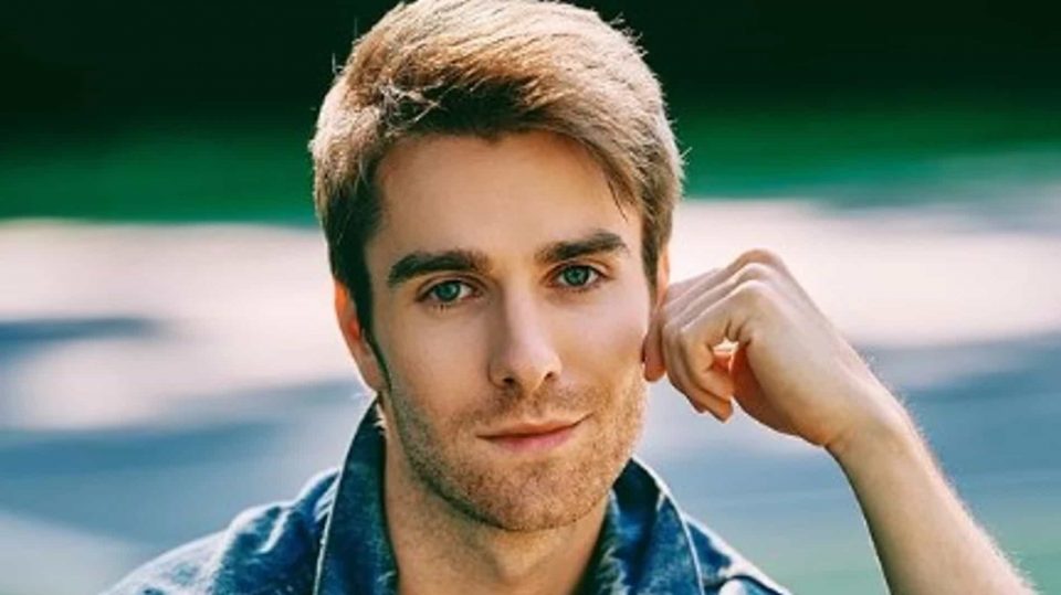 Muere repentinamente el actor Mike Helsin a los 30 años: "Los médicos ...