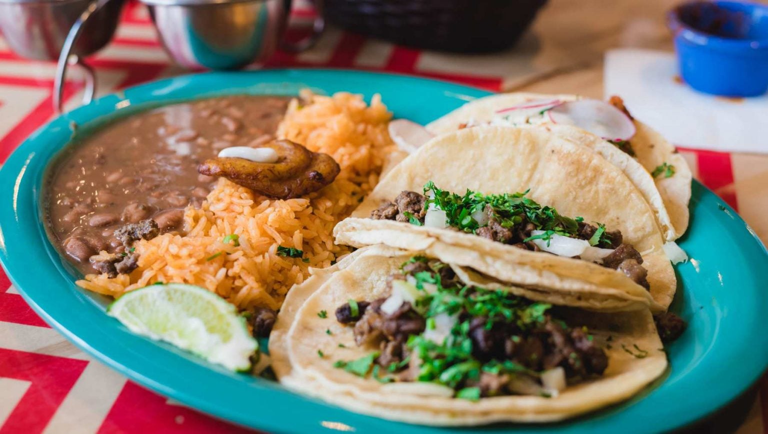 Wrap viral de tortilla doblada paso a paso