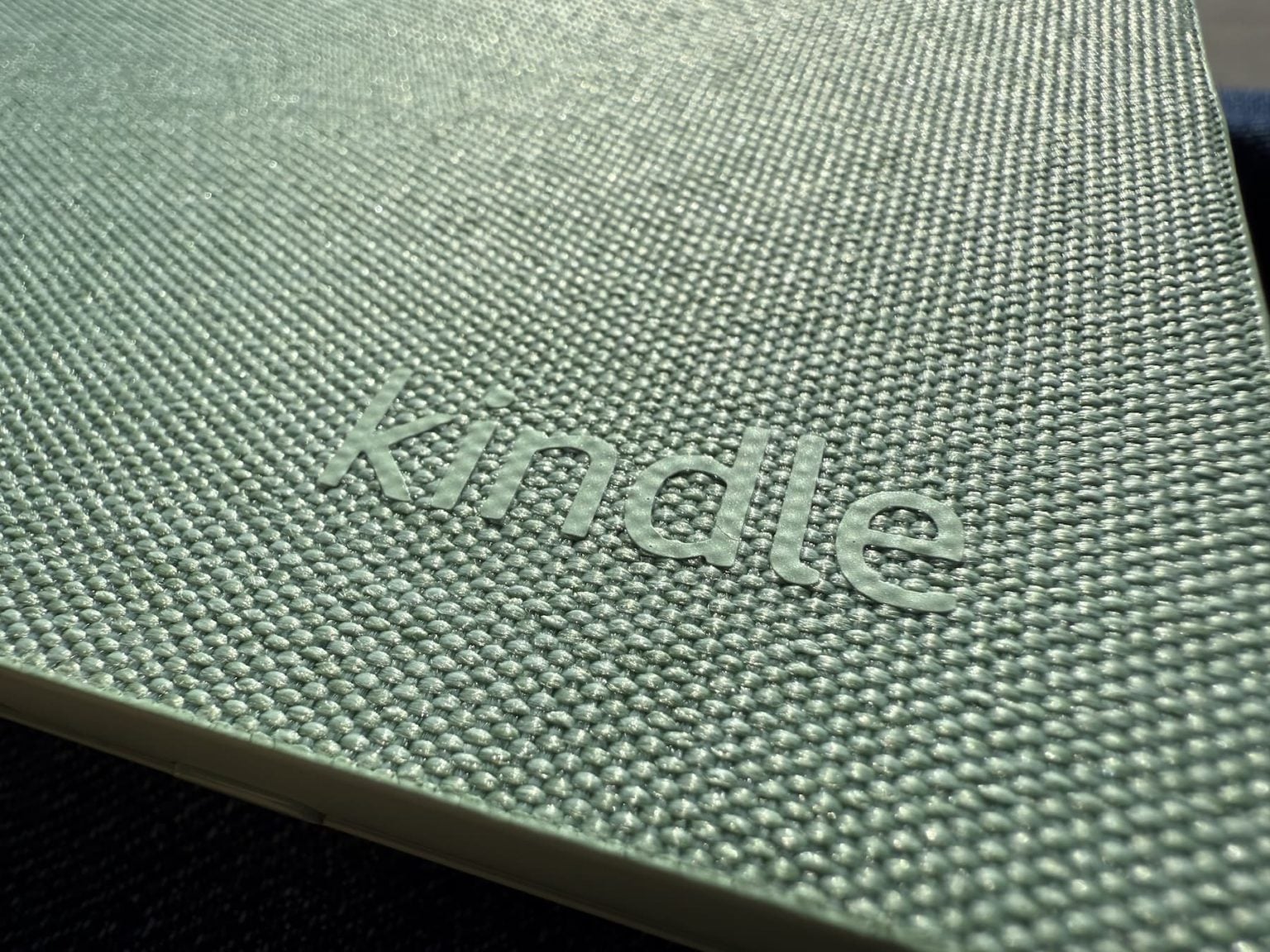 Kindle 2024 renueva la experiencia de lectura portátil con un pequeño ...