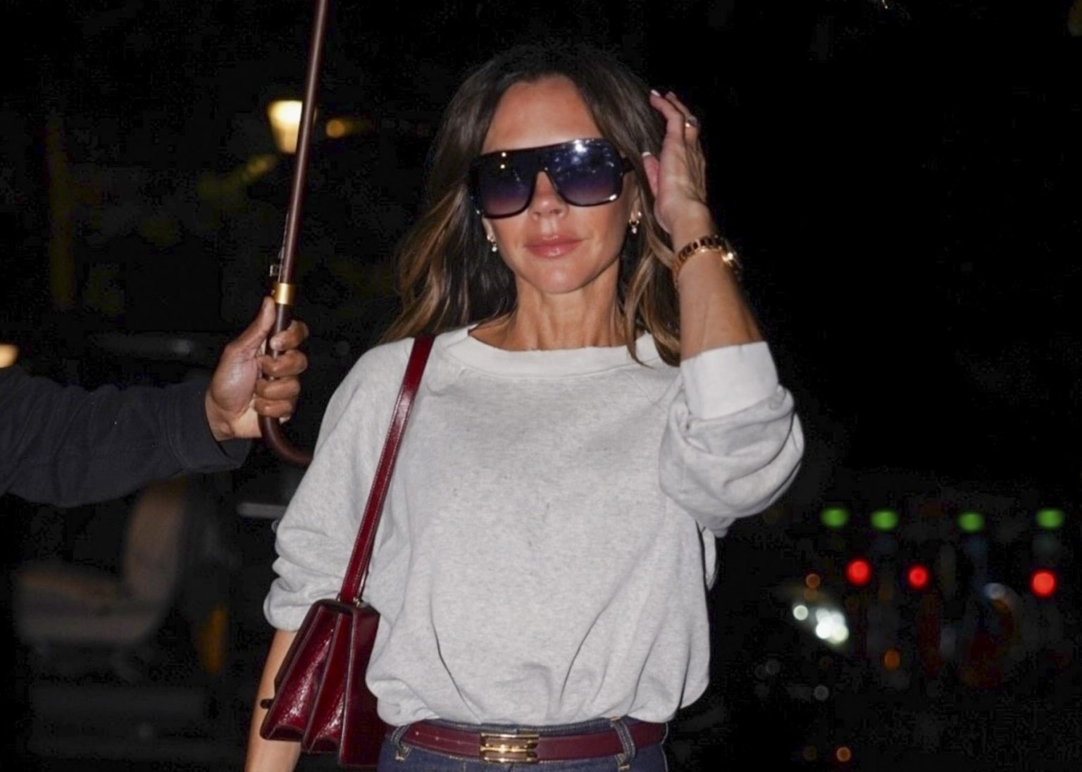 Desvelan la impactante razón por la que Victoria Beckham jamás sonríe ...