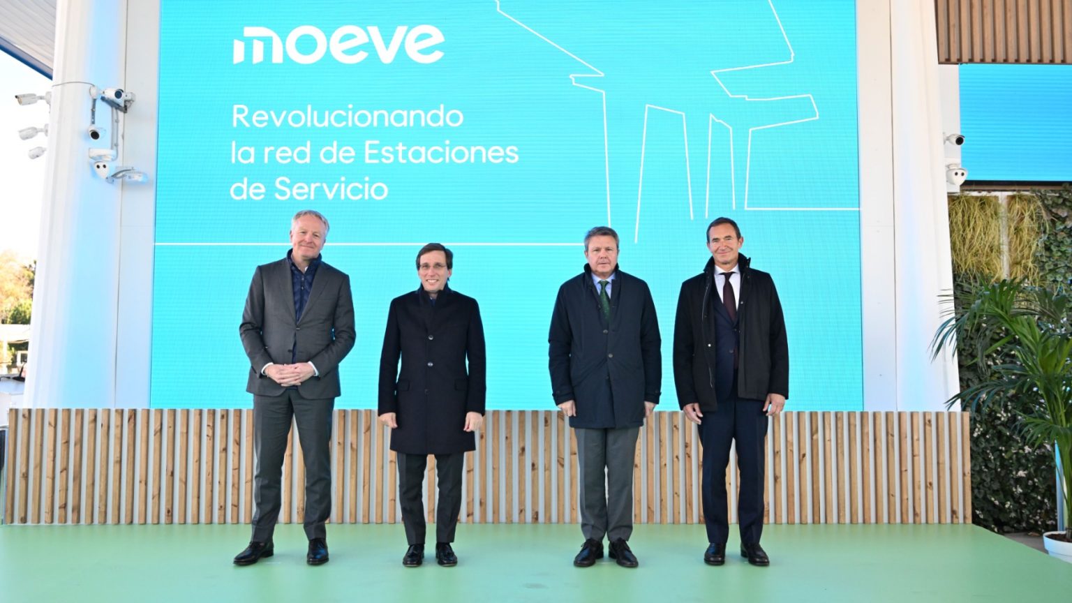 Moeve revoluciona el concepto de las estaciones de servicio