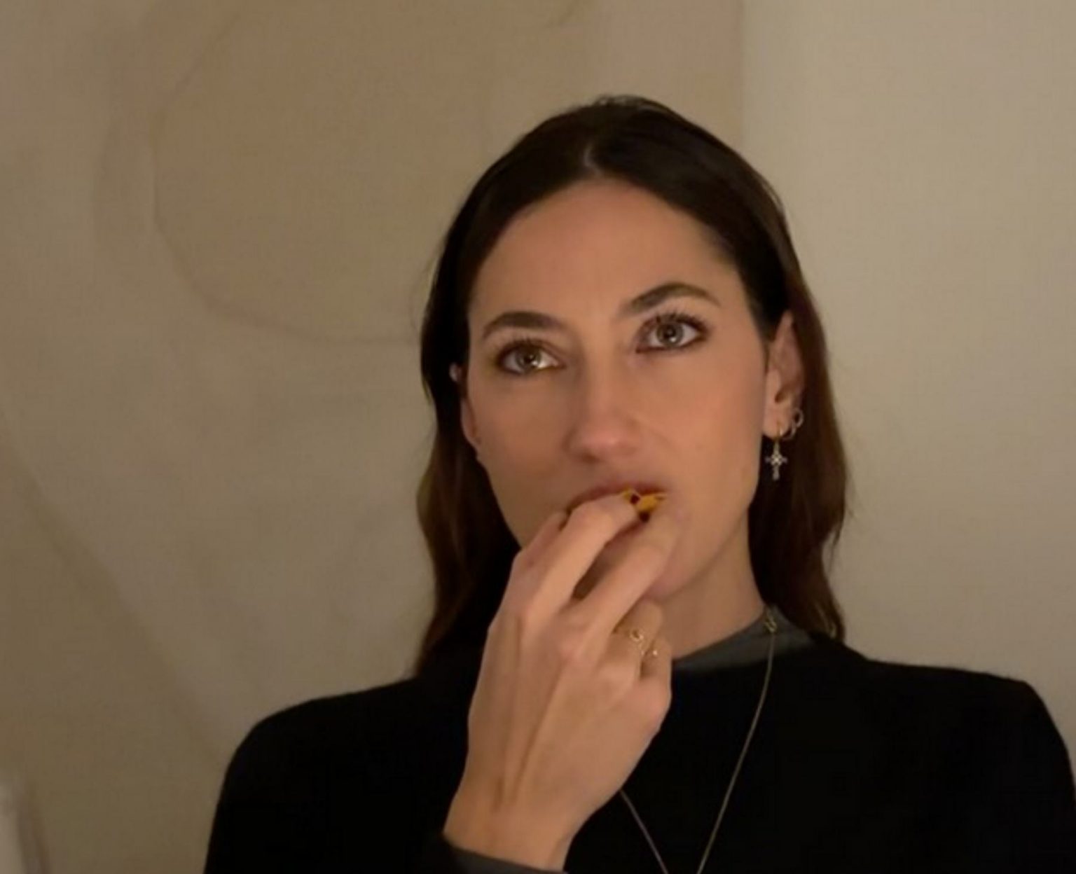 Giro radical en la vida de Paloma López: la azafata de 'La Ruleta de la Suerte' ahora hace lo ...