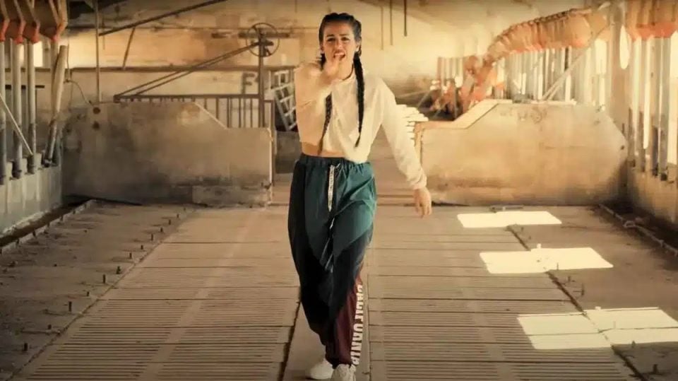 Quién es Isabel Aaiún: su edad, su pareja y su éxito con Potra Salvaje