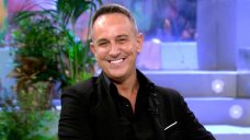 Quién es Víctor Sandoval: su edad, su pareja y en qué programas de TV ...